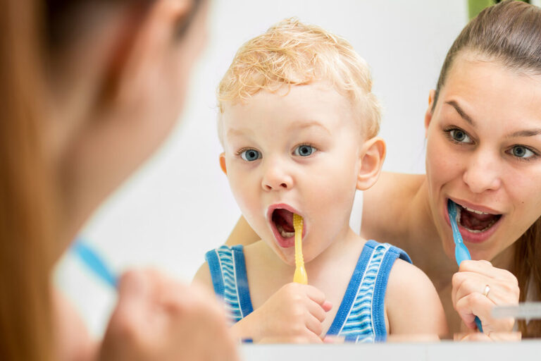 Tips for Teaching Your Kids to Take Care of Their Teeth